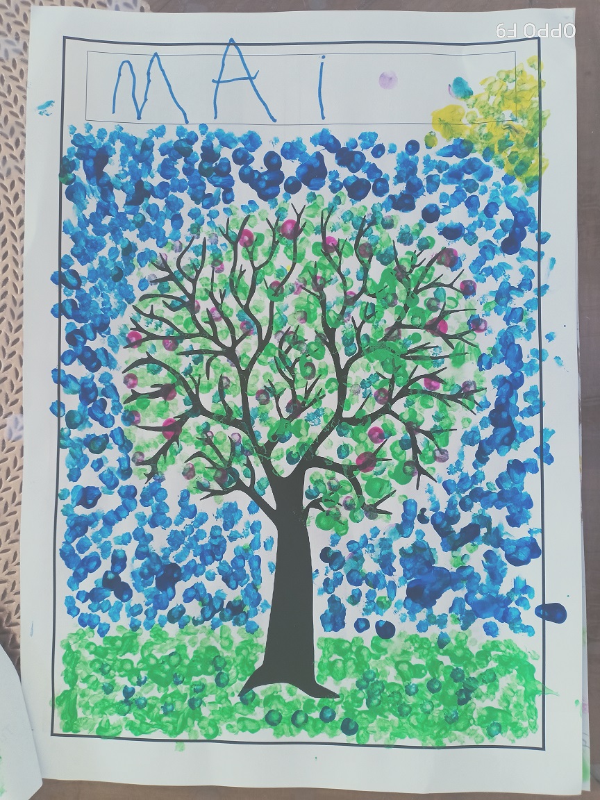 L'arbre du mois de mai - Ecole primaire Léo Lagrange de Châtellerault