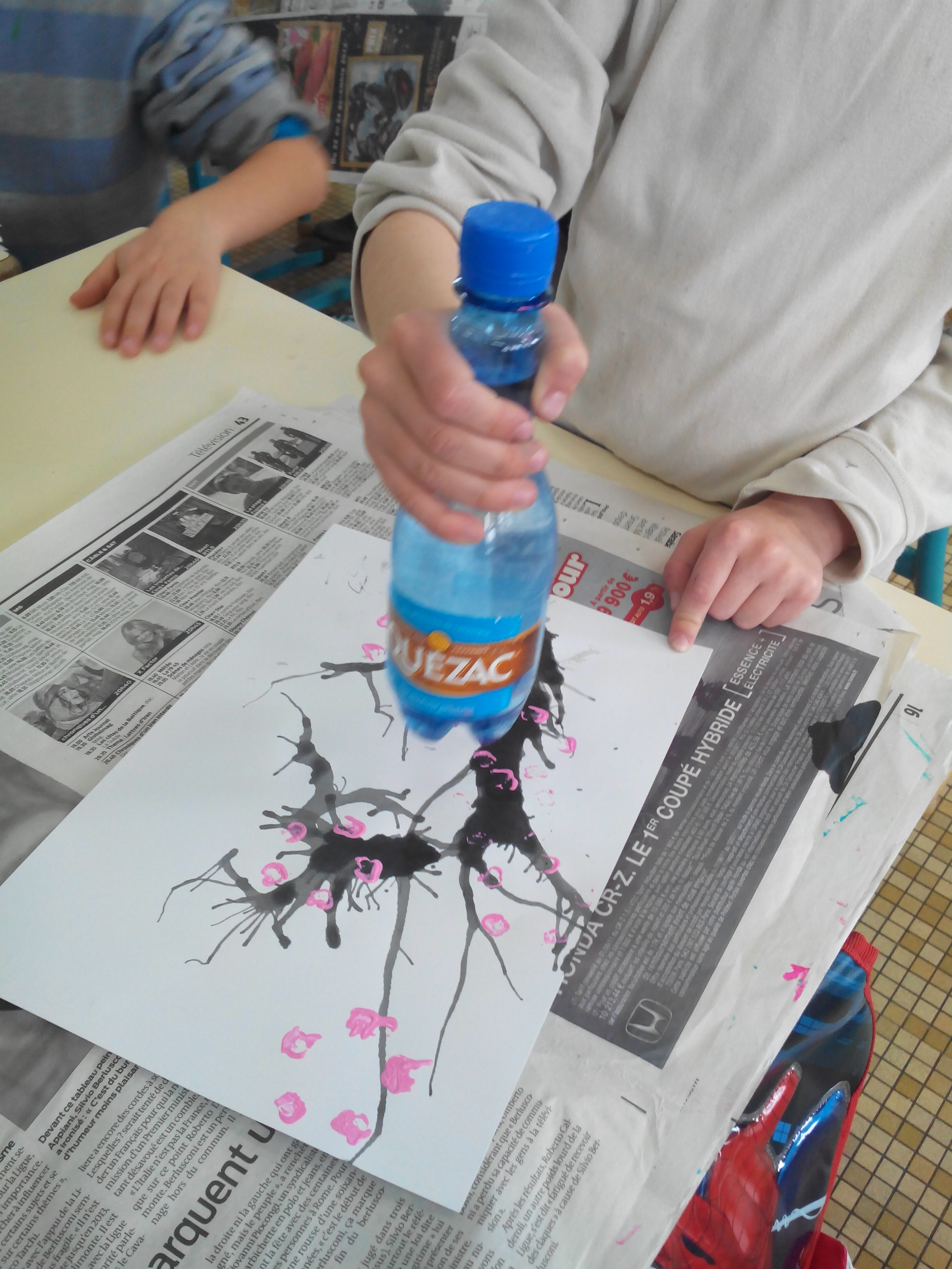 Arts visuels autour du printemps - Ecole primaire publique "La Sablière"